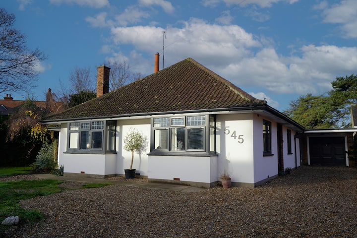 Beach Bungalow - Lowestoft