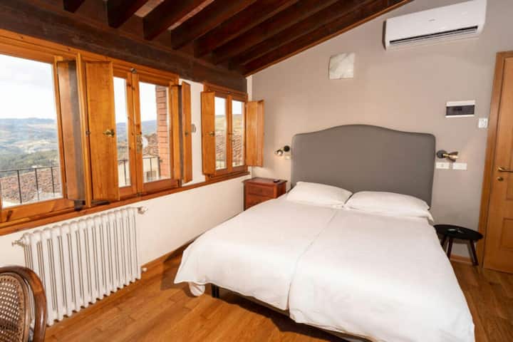 Serene Triple Room Near Florence - Fiesole