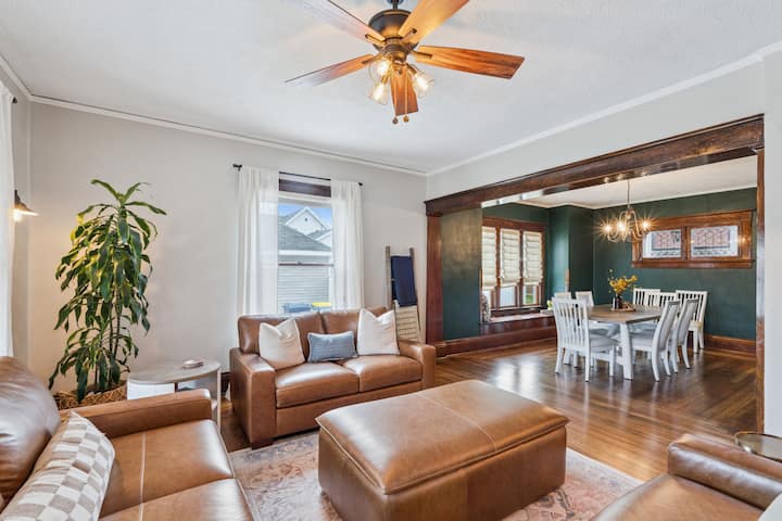 Dutch Door Cottage- Home W/ Game Room Dt Pella - Lake Red Rock, IA