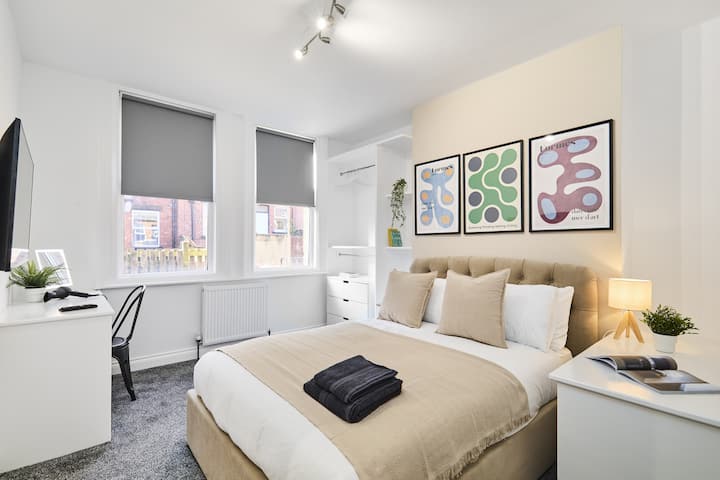 Modern 2-bed Apt In Headingley - Pudsey