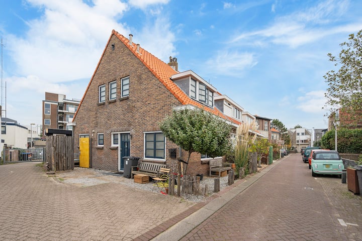 Studio Elysium Comfortable Studio With Private - Zandvoort