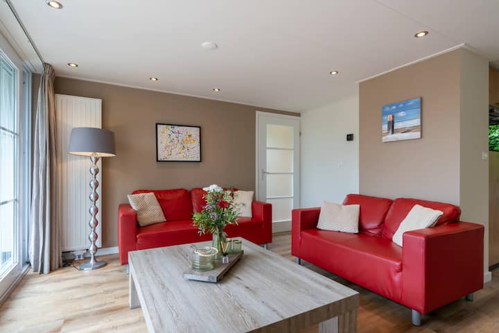 Close To The Sea In Brouwershaven | Meeuwenstein 6 - Brouwershaven