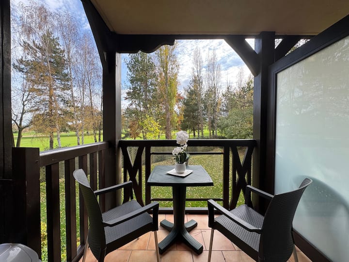 Appartement Lumineux Avec Piscine Et Vue Golf - Deauville