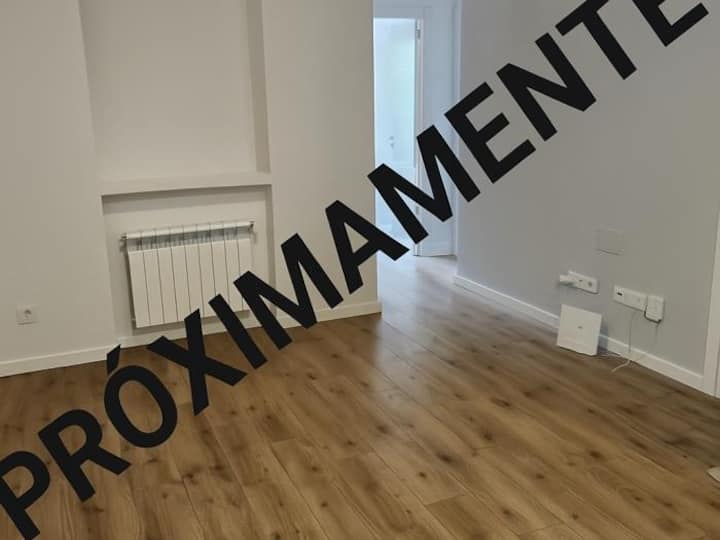 3 Bedroom Apartment + Office In Chamberí - Madrid