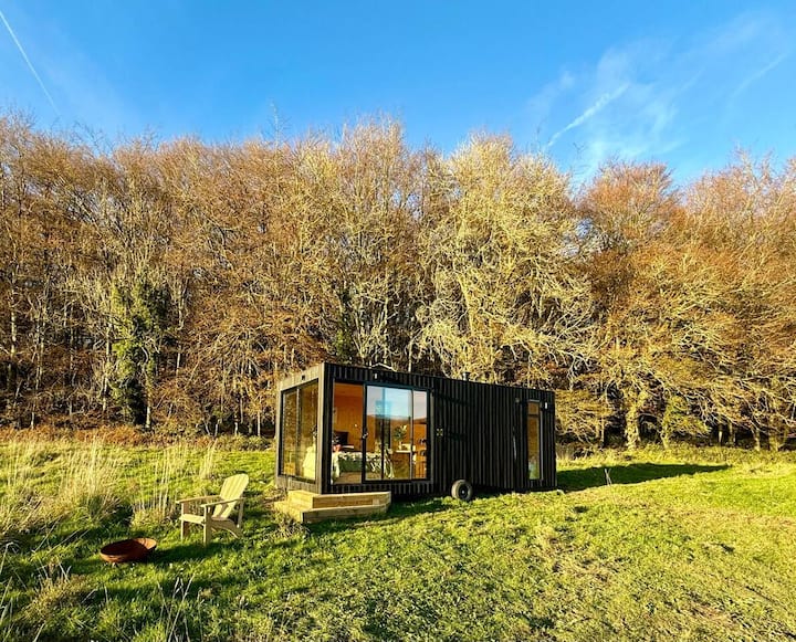Roeka: Artisan Eco Cabin - South Downs