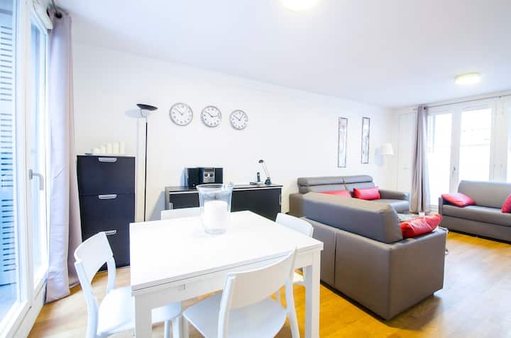 Nice Parisian Apartment - Paris 16e Arrondissement