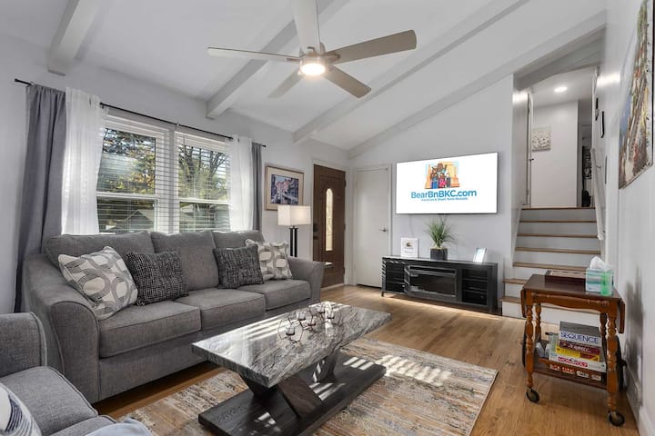 Kingbeds|wifi|great For Families|sleeps 12 - Kansas City
