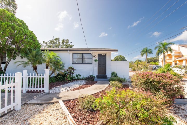 The Garden Breeze Side B - Pinellas Park, FL