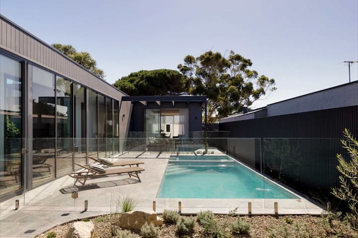 Atelier Sorrento | Pool, Spa, Walk To Beach - Sorrento