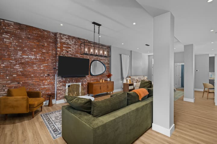 The Grand Studio | Tg Park | Patio + Free Parking - セントルイス, MO