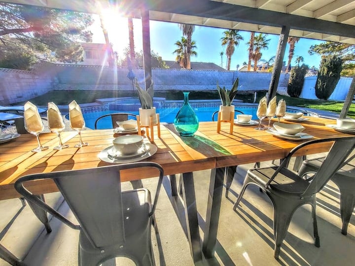 Family Oasis With Pool/spa Near Lv-strip/spgvalley - Las Vegas
