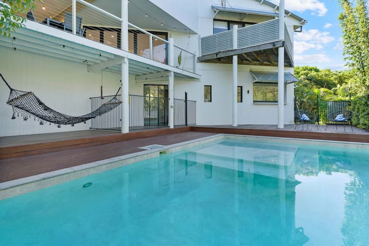 Sunrise Pool Sanctuary - 努沙岬