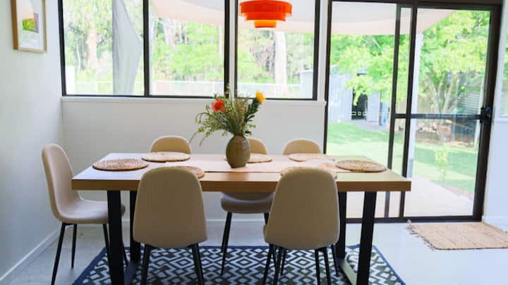 Holiday Mood On Monterra - Tea Gardens