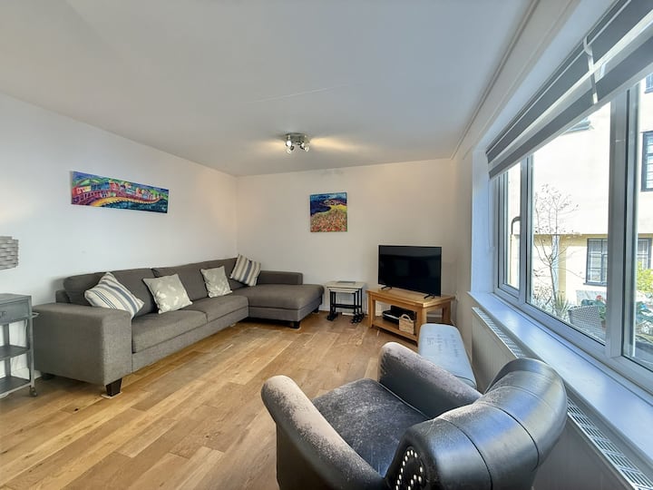 Rona Cottage - Lyme Regis