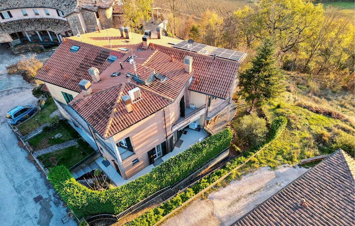 3 Bedroom Awesome Apartment In Peglio - Lunano