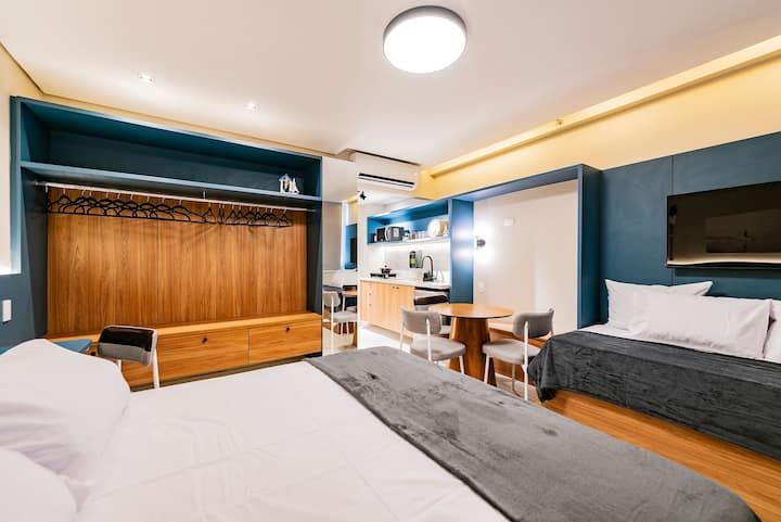 Flat Completo Para Família Pertinho Da Praia - Santos, Brasil