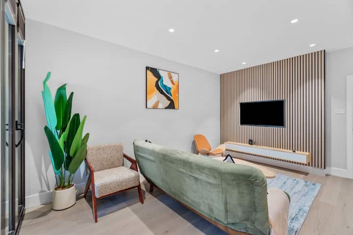 The Luxehub - Greenwich