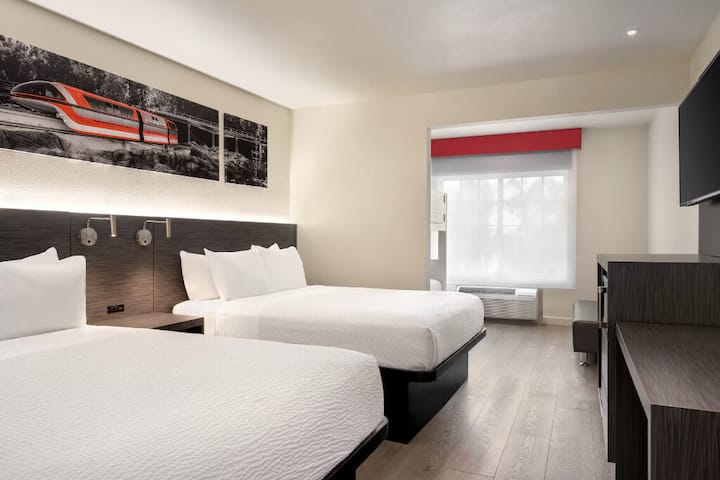Ramada Anaheim | 2 Queen Beds | Near Disney - Anaheim, CA