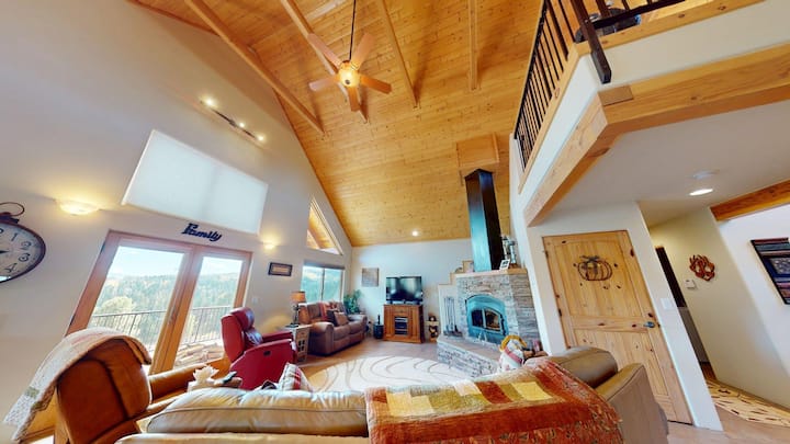 Hot Tub | On Golf Course | Slice Of Heaven - Angel Fire, NM