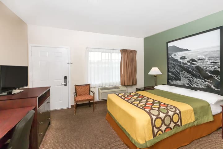 King Bed | Super 8 Monterey | Coastal Stay - Monterey, CA