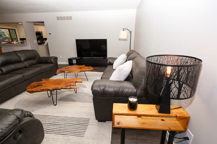 New: Luxe On West Park At Canyon Lake - Rapid City, SD