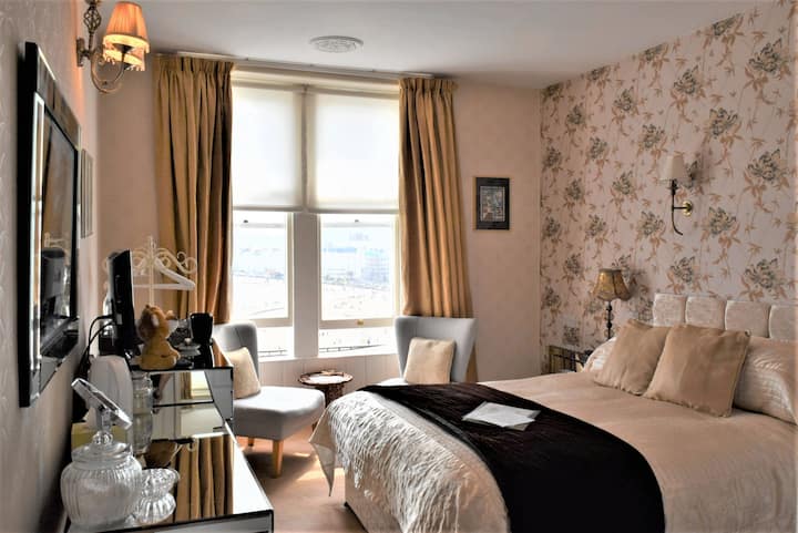Double-confort-vue Mer-sdb Privée Avec Douche - Conwy