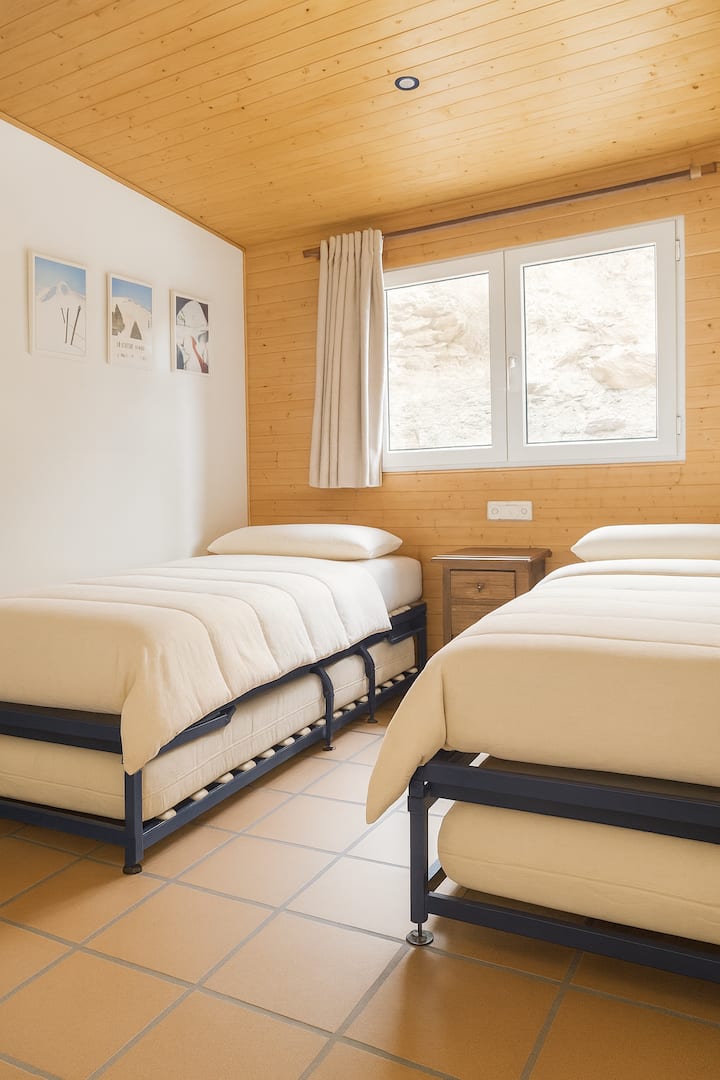 Chambre Twin Avec Lits Superposés - Sierra Nevada