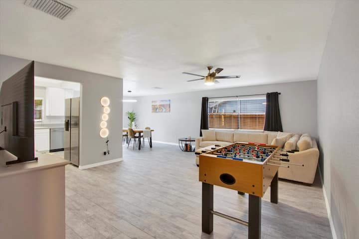 Spacious 3br Family Getaway Near Gulf Beaches - Pinellas Park, FL