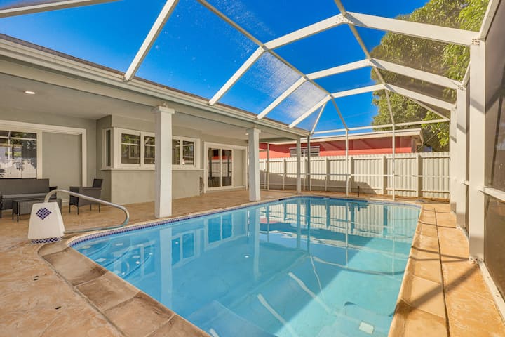 3 Mi To Hard Rock Stadium: Home W/ Fenced-in Yard! - Miramar, FL