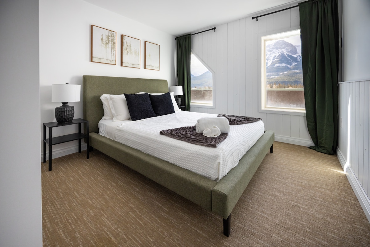 Die Jade-Suite im The Gem - Reihenhäuser zur Miete in Bighorn No. 8 ...