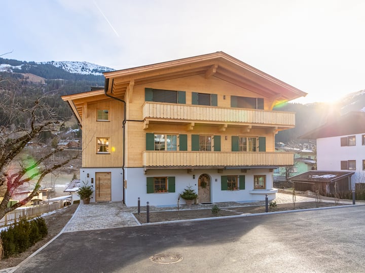 Deux Appartements Avec Salle De Fitness - Thurn Pass
