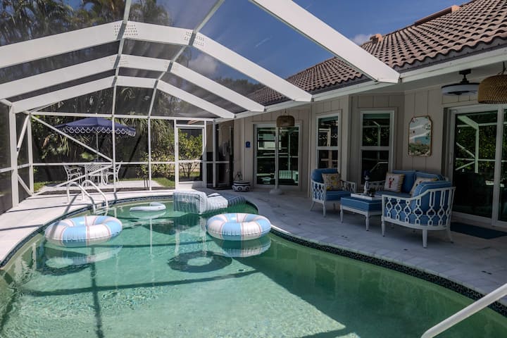 Whimsy-coastal, Close-to-beach Marco Home - Marco Island, FL
