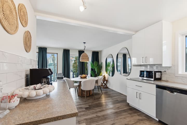 Mill - Cozy Main Floor Suite Near Whyte & Ravine - Edmonton