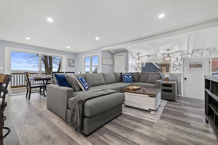 Pewaukee Lake’s Lux Getaway-summer Dates Now Open - Waukesha, WI