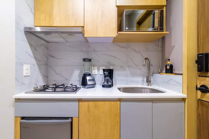 E3 • Stylish Studio W/ Full Kitchen - Zapopan