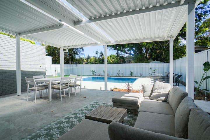 Bay Pool Retreat - Shoal Bay