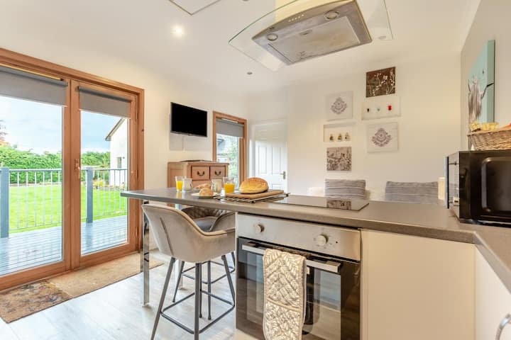 1 Bed In Inverness (Oc-a33726) - Loch Ness