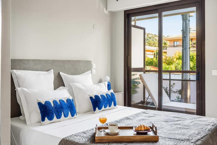 Vivre Cannes Balcon Baignoire Parking Ascenseur - Cannes