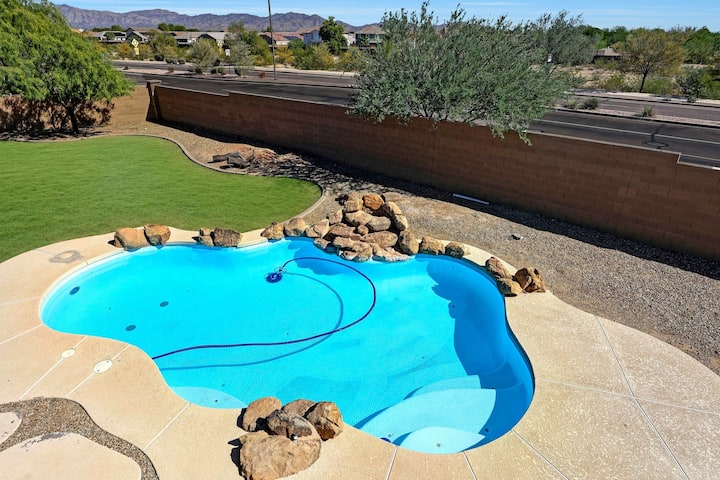 Private Pool • Mountain Views • Pool Table - Buckeye, AZ