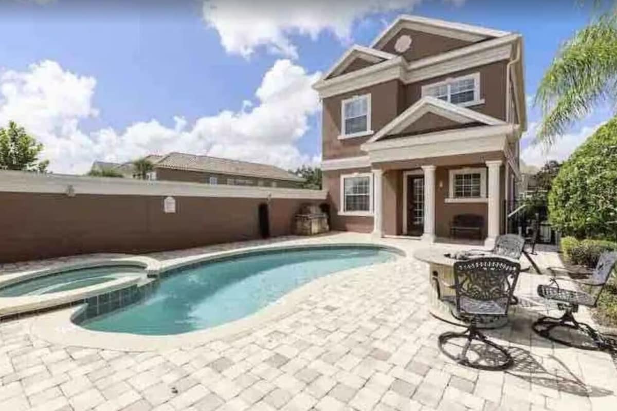 Lujosa casa de vacaciones en Reunion Resort con piscina privada - Casas ...