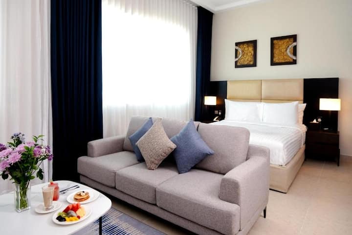 Deluxe Studio City View Near Heritage Park Auh - Abu Dhabi
