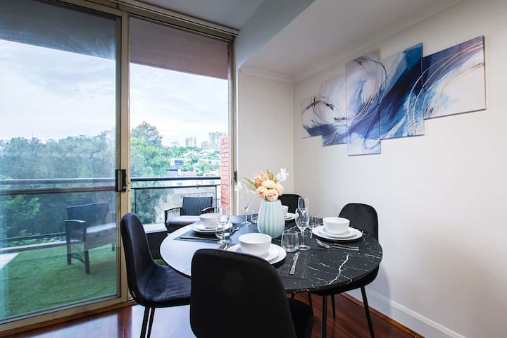 Palmer Penthouse | Parking |Mins To Cbd & Royal Bo - Surry Hills