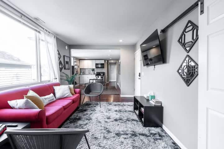 Spacious 2br For Family Stays - Broad Ripple, IN