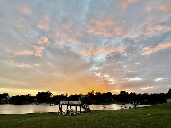 Shore Is Suite - Swansboro, NC