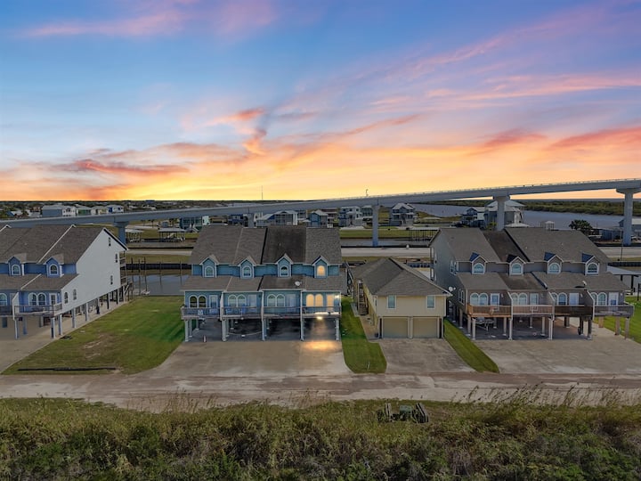 Waterfront Gem In Matagorda - Boat Slip Available - Matagorda, TX