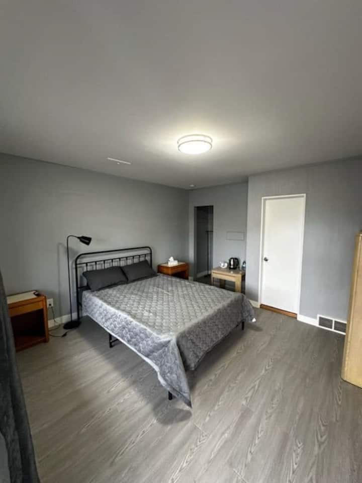 Niagara Falls 1-bedroom Suite #18 - Grand Island, NY