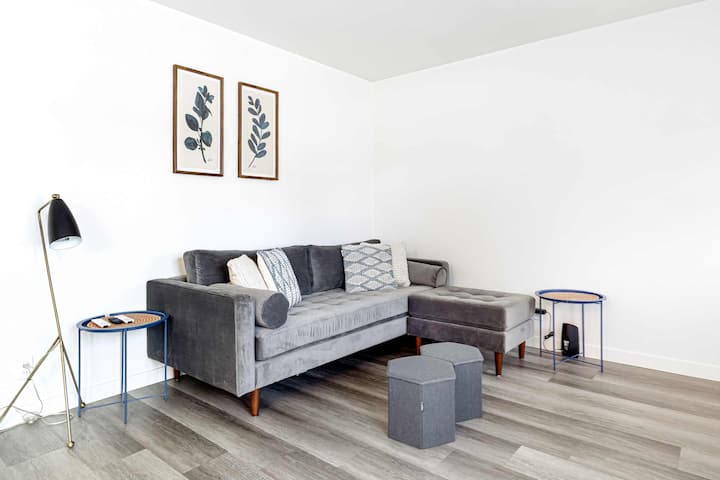 Disney & Knott’s Basecamp | Near Sofi Stadium + La - Norwalk, CA