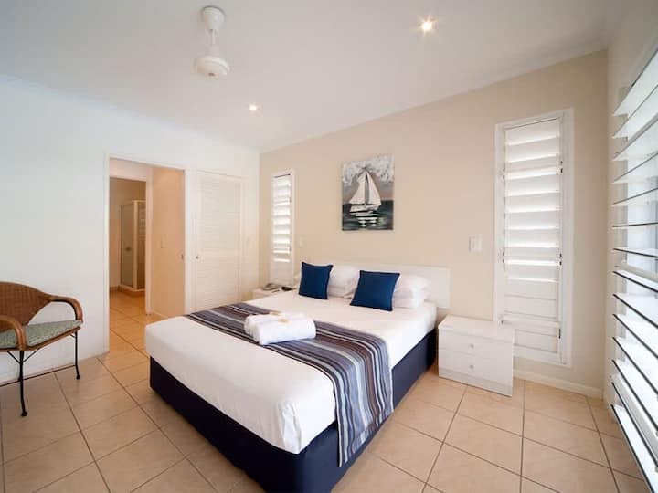 Mango Moon Retreat - Airlie Beach