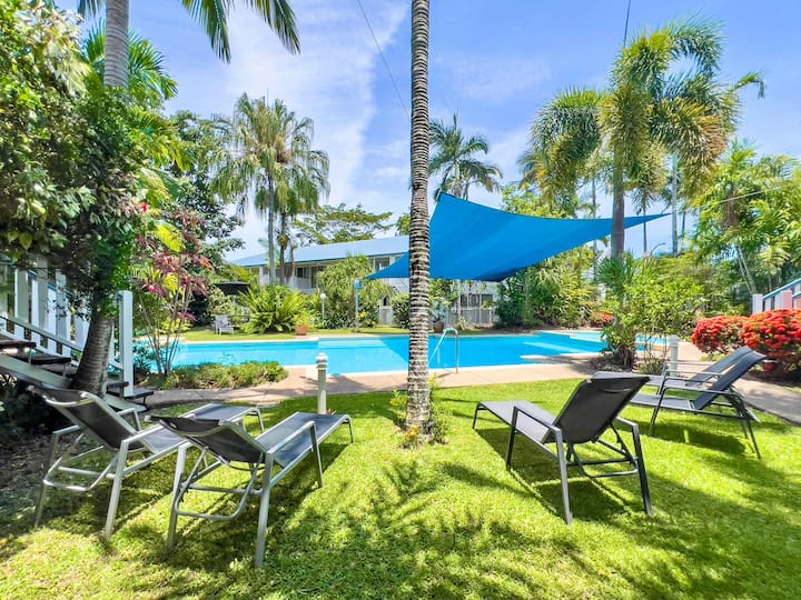 Coral Mango - Airlie Beach