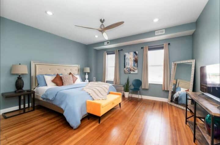 Chic 5 Bd Home In Little Italy - Baltimore